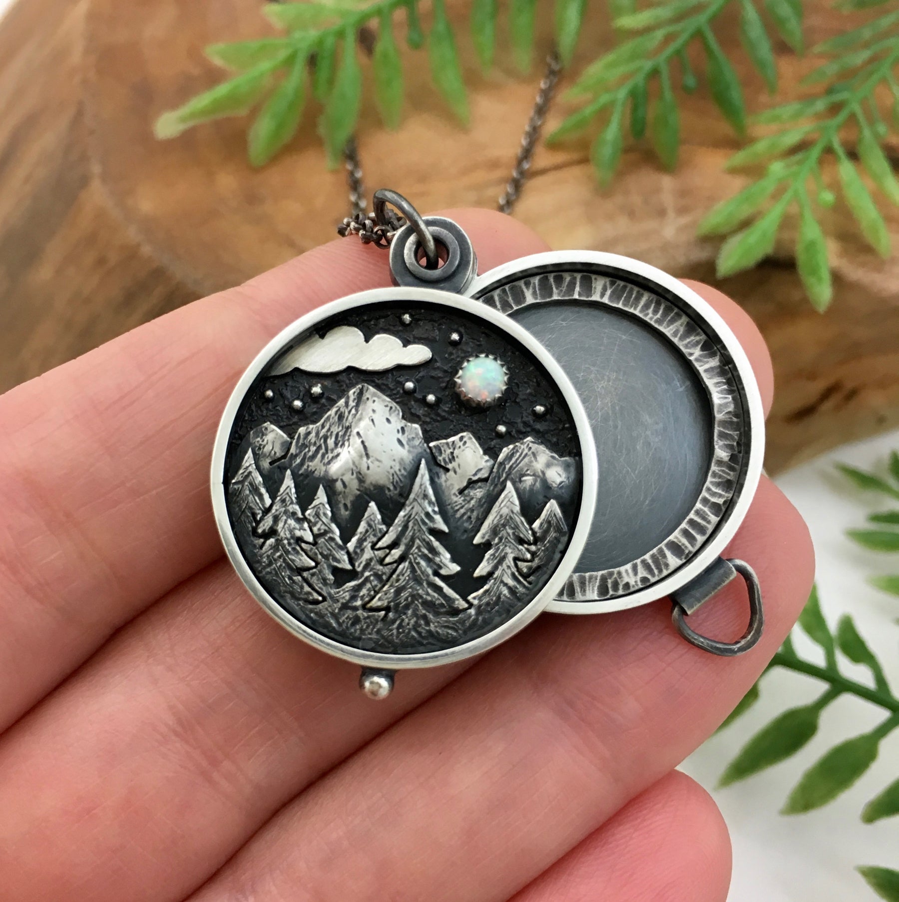 Handmade Lockets & Memorial Jewelry by Kelly Limberg